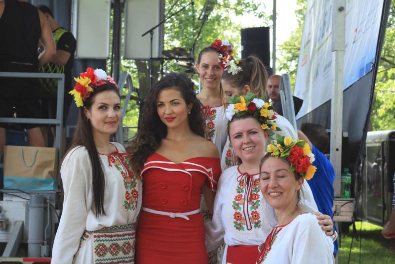 ГАЛЕРИЯ Над 4 000 души се забавляваха на Големия Bg събор в Чикаго