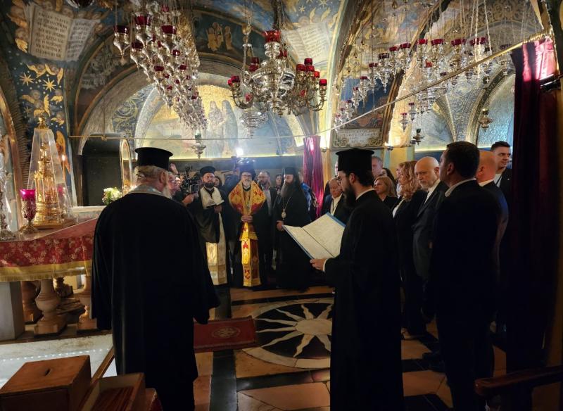 За първи път молебен на български език на Голгота